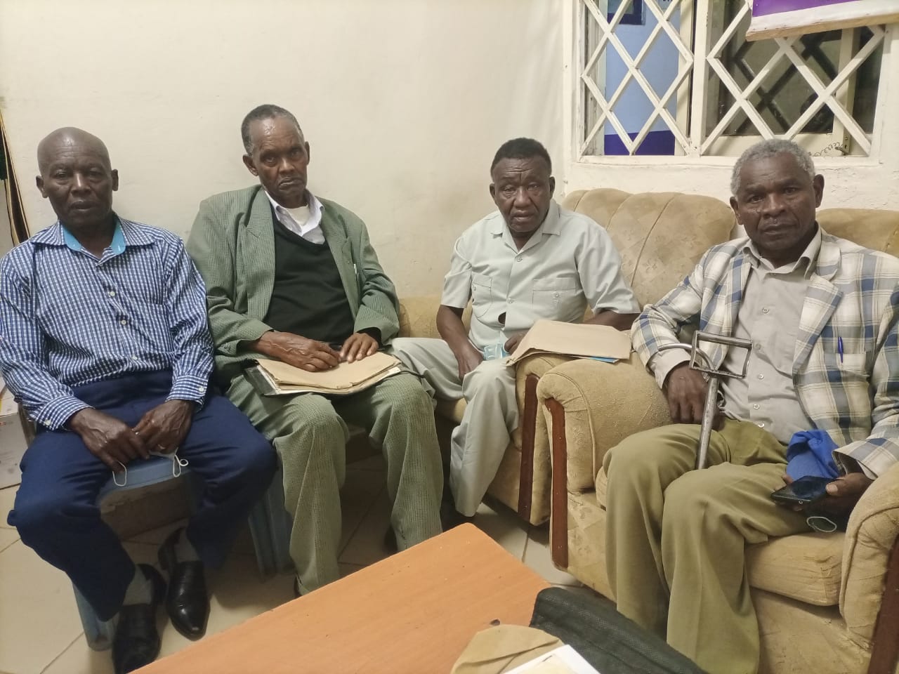Retired polytechnic teachers demand their retirement benefits ...