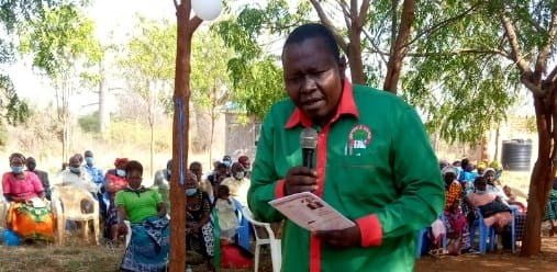 Unionist urges teachers to support merging of schools into exam centers ...