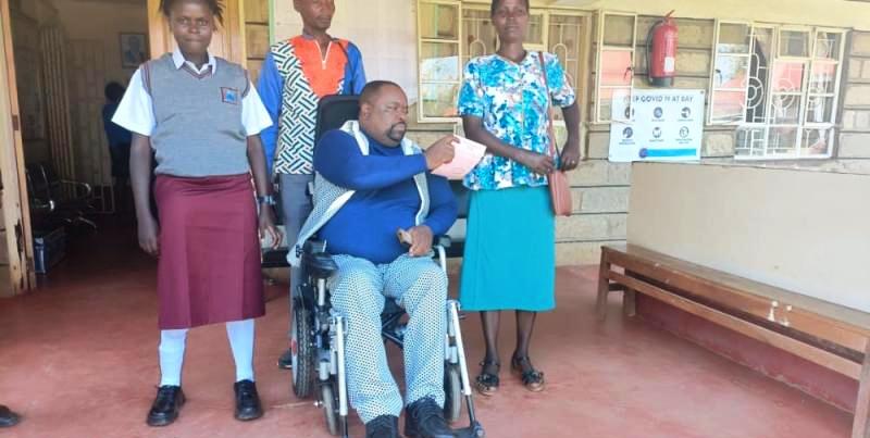 Stranded student with prosthetic leg relieved to finally join Form One ...