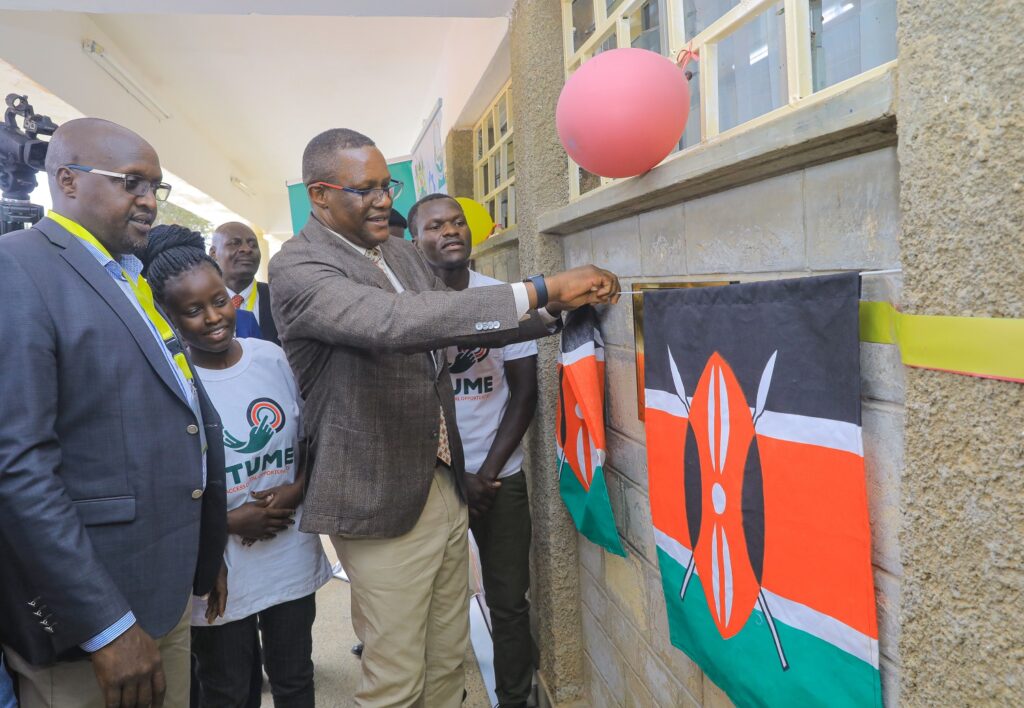Owalo launches Jitume ICT lab at The Eldoret National Polytechnic ...