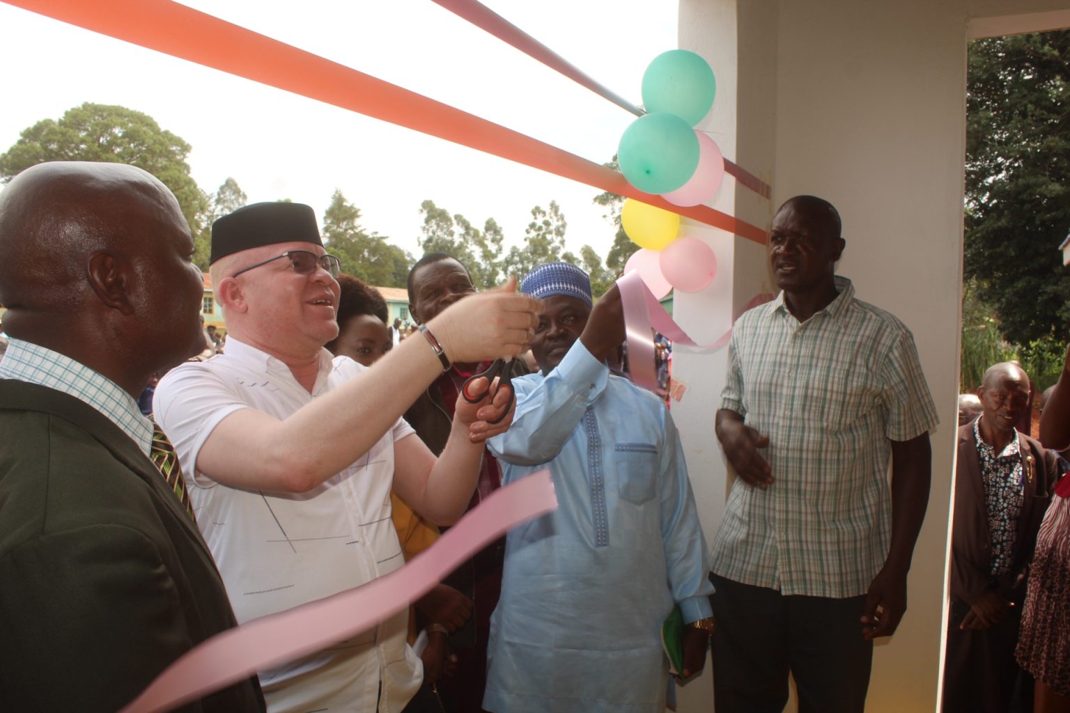 A Philanthropist builds 100-Bed capacity dormitory for a School ...