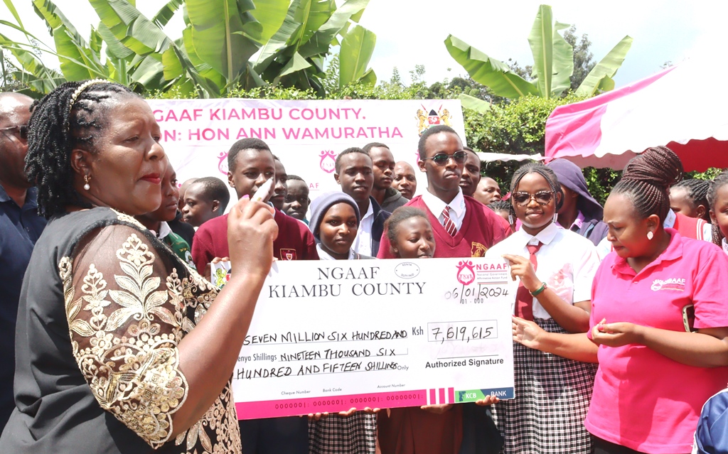 1,000 needy students in Kiambu county receive Ksh7M in bursaries ...