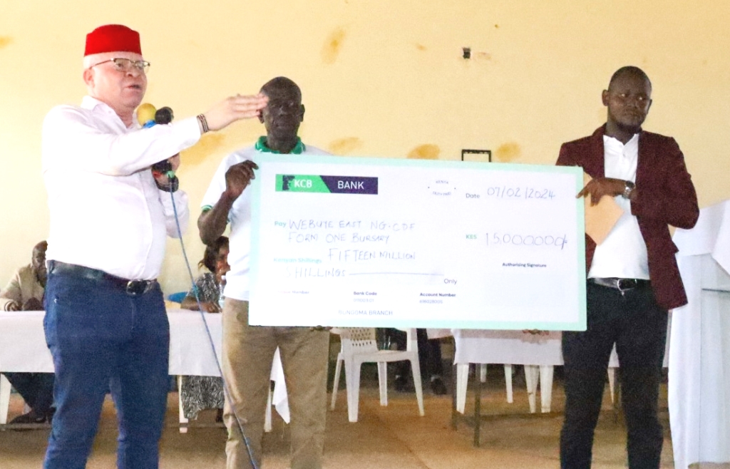 Over 3,000 Form 1 students in Webuye receive Ksh15M bursary - Education ...