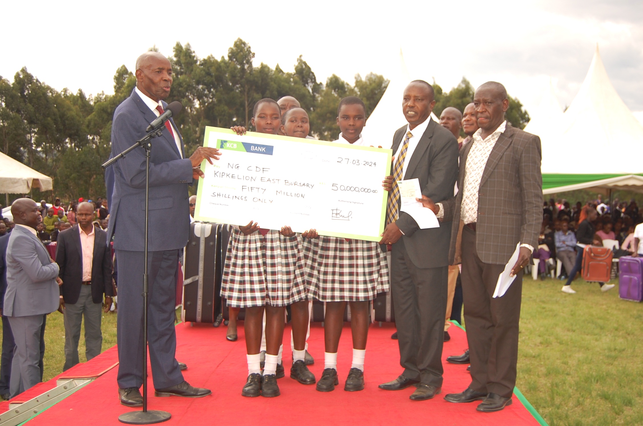 Kipkelion East pays fees for all Form Four day scholars - Education ...