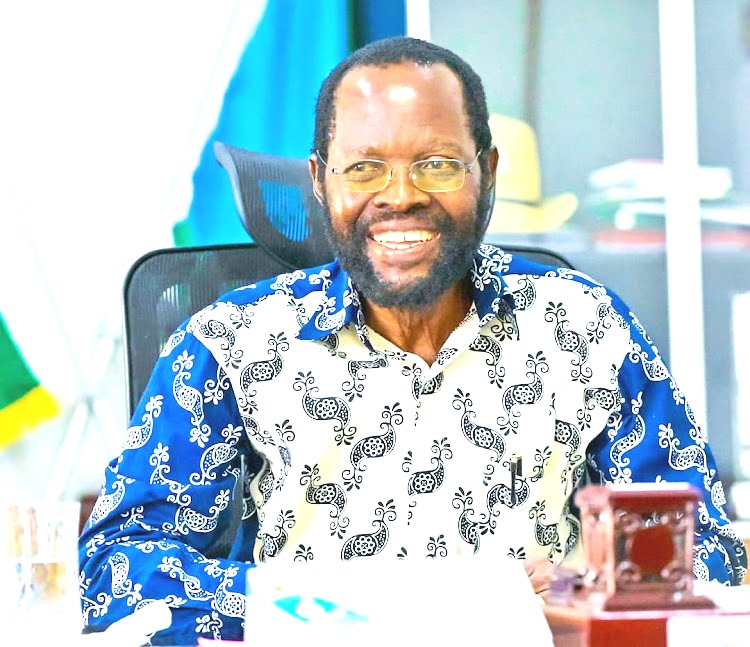 Governor Anyang’ Nyong’o lauds schools in Kisumu for posting impressive ...
